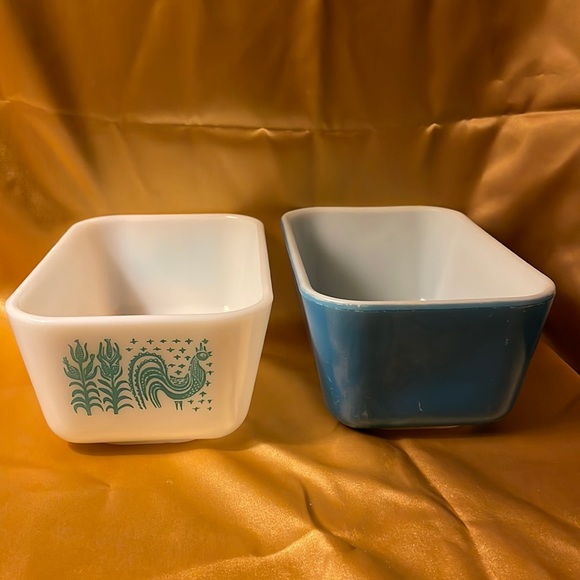 Pyrex | Kitchen | Vintage Pyrex Ovenware2 Refrigeratorloaf Pan Blue 1 ...